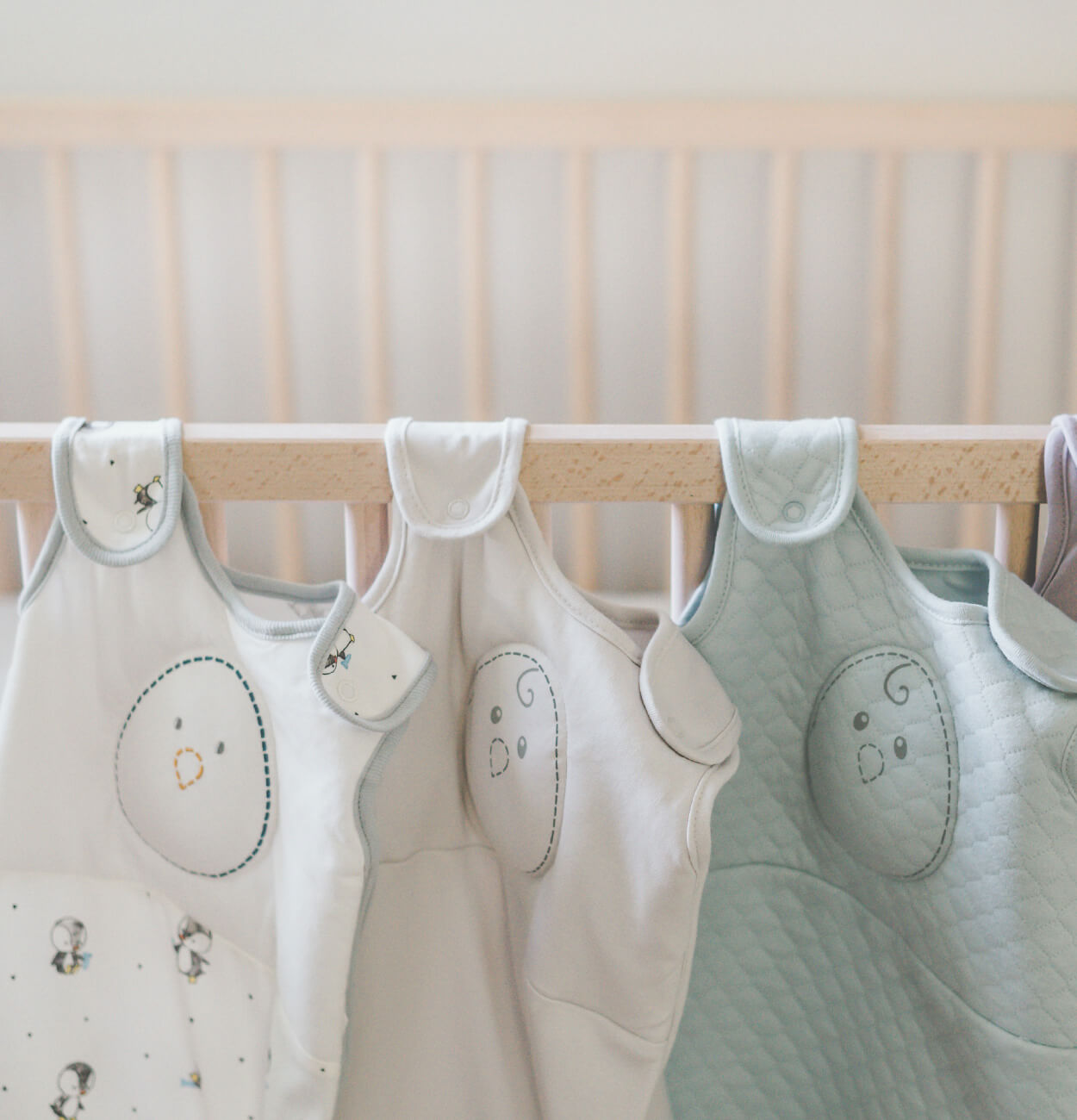 Nested Bean - We Help Babies Sleep And Families Thrive.